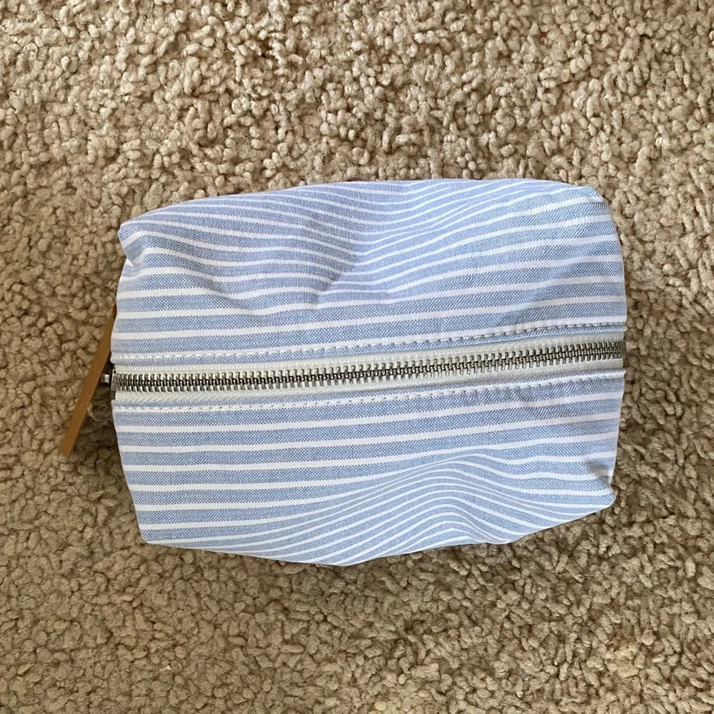 Brandy Melville | Bags | Brandy Melville Striped Makeup Bag | Poshmark